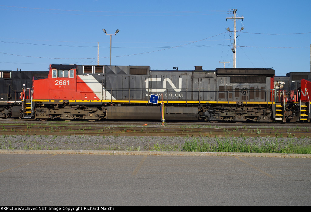 CN 2661